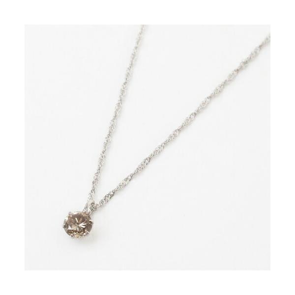 ★送料無料・消費税込★0.15カラットのダイヤを留めたシンプルなセッティング。美しいダイヤモンドをより際立たせ、コーディネートをセンスアップしてくれます。ダイヤは、透明度が高く、輝きの美しいものをセレクト。色合いも、日本人の肌色によく合うと...