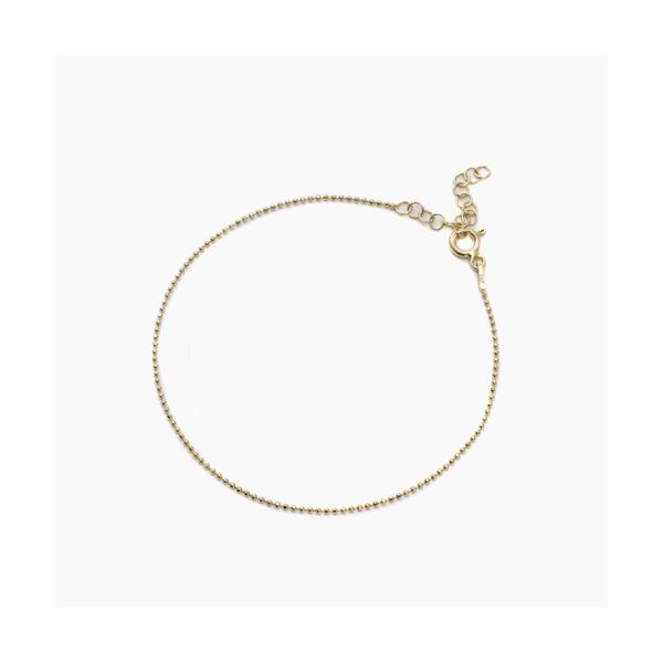 郵便でのお届けとなりますイタリア・ヴィツェンツァにある老舗〈DIBI〉社の定番カットボールブレスレット。スタイリッシュ＆シンプルなデザインが定評の〈DIBI〉社のシルバージュエリーは、高品質と世界的にとても信頼されています。イタリアならでは...