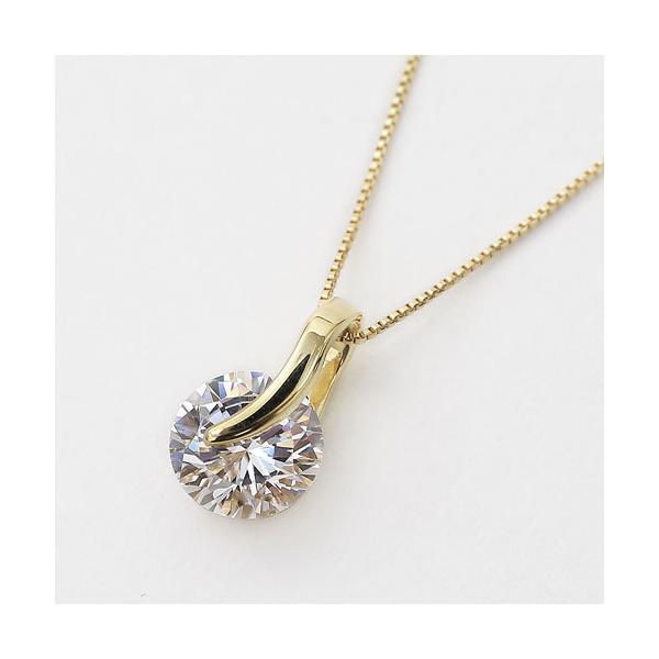 ドイツ・メルツ社製 かわいい程良い大きさのプチペンダントです。軽くて、さりげないのが特徴です。キュービックジルコニアがキラキラと輝き、センターにゴールドがおしゃれな存在感を演出しています。トップ部分にはいつまでも色あせることの無い、高級素材...