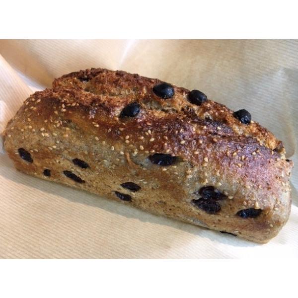 ★１０本を超えるご注文は、当店のご注文集中時には長くお待ち頂く場合がございます★全粒粉の旨みとジューシーなサルタナレーズンがとってもマッチしていますヾ(´ー｀)ノ重量感のあるパンですが中身は柔らかくできています。（長時間低温発酵）★全粒１０...
