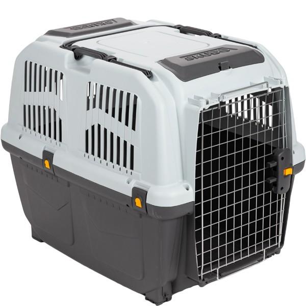 軽くて使いやすいイタリア製ケージ。横開きの扉はクロムメッキ加工で錆びにくい。二重ロックシステムで安心。国際航空運用協会の定める基準を満たし、飛行機での運送が可能。【製品重量】6.98kg【材質・成分・素材など】本体：ポリプロピレン扉：鉄、ポ...