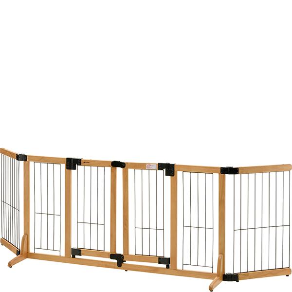 場所に合わせて簡単に設置できます。自立タイプのゲートです。【材質・成分・素材など】フレーム部：天然木（ラッカー塗装） / ワイヤー部・ロック部：スチール（ポリエステル塗装） / ドア軸部：ナイロン / 幅調節具（上）・幅調節具（下）：ポリア...