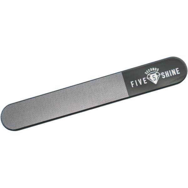 商品の説明たった5秒でピカピカになる爪磨きです。使用方法爪を5秒間軽く擦り、鋭利なエッジに注意してください。ガラス製色 ブラック材質 ガラスブランド ５セカンズシャイン粒タイプ エクストラファインユニット数 1 本
