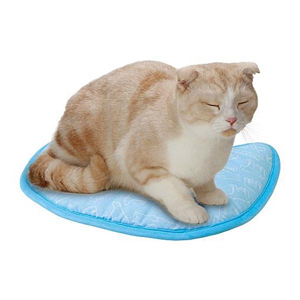 触って実感！白くまプリント柄の夏用マット。ふんわり中綿入りでもみふみ出来る猫用マット。手洗いOK●中綿に防ダニ綿を混紡※ダニに対して忌避効果のある防ダニ綿を使用しています。※ダニ種によって忌避効果に差異があります。規格: プリント生地（接触...