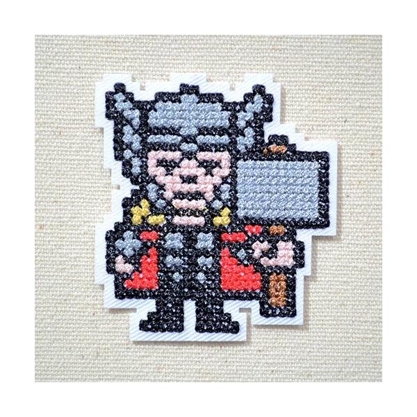 アメリカのマンガ出版社「マーベルコミックス(Marvel Comics)」のオフィシャル刺繍シールワッペンです。マーブルコミックスのキャラクターの細かな表情までピクセル柄で表現しています☆またデザインも豊富なので、複数枚をセットで貼り付ける...