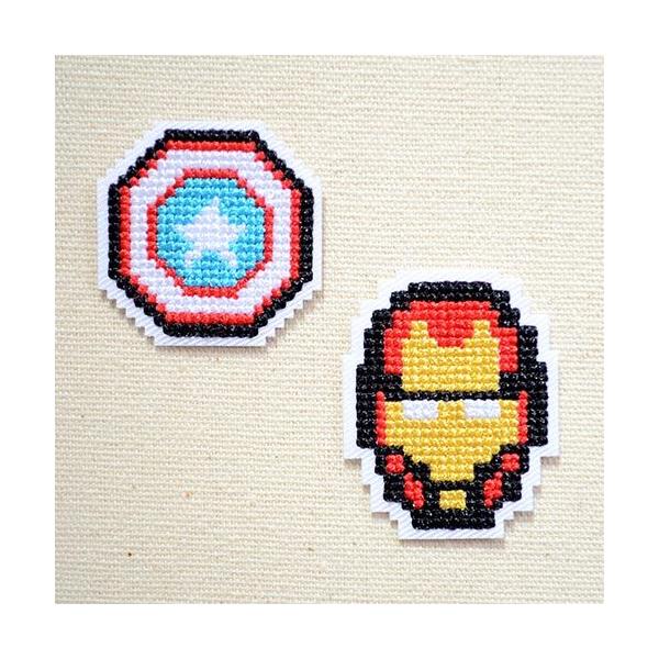 アメリカのマンガ出版社「マーベルコミックス(Marvel Comics)」のオフィシャル刺繍シールワッペンです。マーブルコミックスのキャラクターの細かな表情までピクセル柄で表現しています☆またデザインも豊富なので、複数枚をセットで貼り付ける...