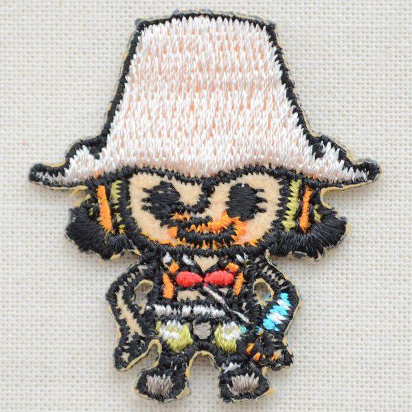 サイズ(約)：タテ4cm×ヨコ3.6cm(ワッペン)、タテ7.5cm×ヨコ6.5cm(パッケージ)素材：レーヨン・ポリエステル(表面)、E・V・A系樹脂(裏面)大人気マンガ「ONE PIECE(ワンピース)」のキャラクターたちがシールワッペ...