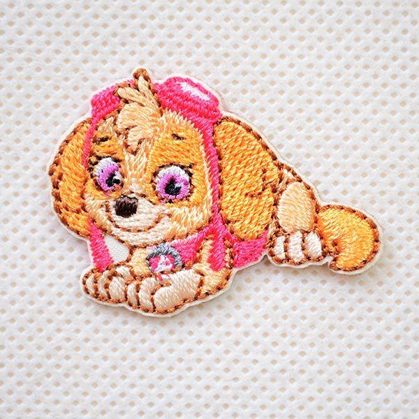 パウ・パトロールに登場するスカイのオフィシャル刺繍シールワッペンです。パウ・パトロールは2013年8月から放送がスタートした、3DCGのテレビアニメ。世界160カ国以上で放送され、たくさんの国で視聴率1位を記録した大人気アニメです。ミニタイ...