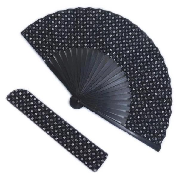暑い夏はオシャレな扇子で涼しげに。コンパクトに持ち歩けいつでも涼しげ。 浴衣や着物の時はもちろん普段のデニムにもオシャレ。 扇子と同柄の扇子袋とのセットがオシャレ。 父の日・誕生日・敬老の日のプレゼントや海外へのお土産にもＧＯＯＤ。どんな浴...