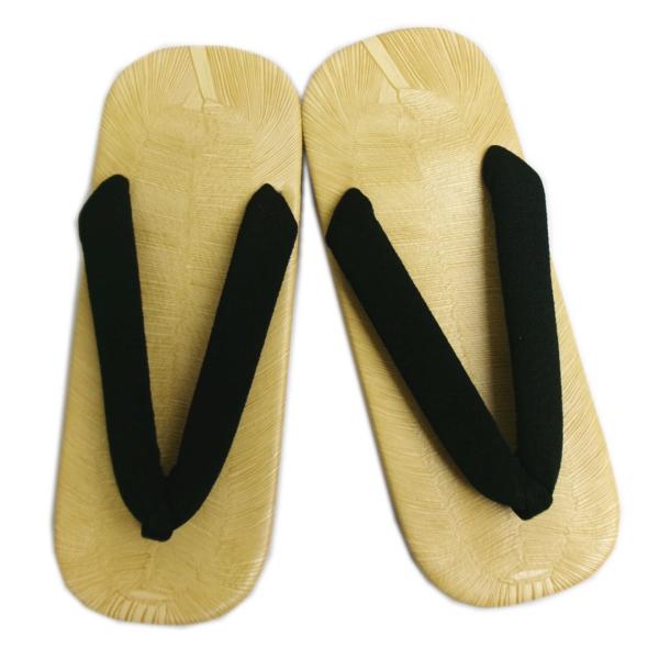 粋な男は足元にもこだわる。浴衣＆着物＋デニムもＯＫ。水に強く滑りにくいアメ底で安心。合皮畳風表にはクッション性があり、足裏負担和らげます。父の日＆誕生日プレゼントや海外＝外国人様へのお土産にもＧＯＯＤ。お祭りや花火大会の浴衣＆甚平・お正月の...