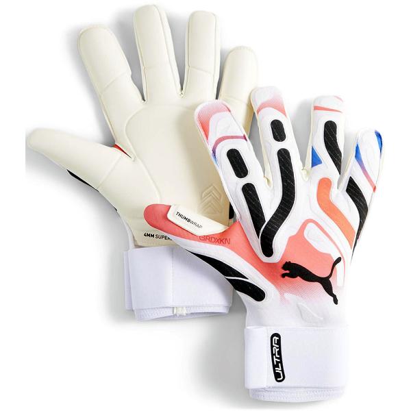 PUMA ULTRA ULTIMATE HYBRID品目：サッカーゴールキーパーグローブシーズン：2023年秋冬モデル品番：041858カラー：01 プーマホワイト素材：ラバー、合成繊維（ポリエステル）、合成樹脂（ポリエステル）生産国：ウク...