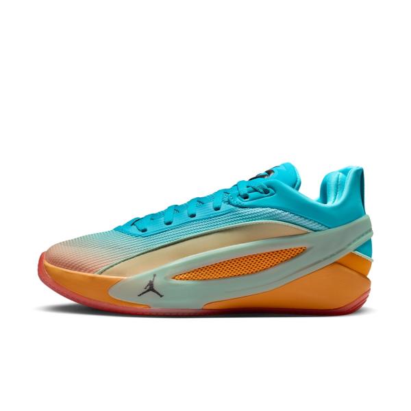 JORDAN LUKA 5 LIFE PF品目：メンズバスケットボールシューズコートの上のルカは、ルカは強烈なプレーヤーです。シューズは？これはいいですね。プレッシャーをパフォーマンスに変えるプレーヤーのために、ルカ5は360度のコートコン...
