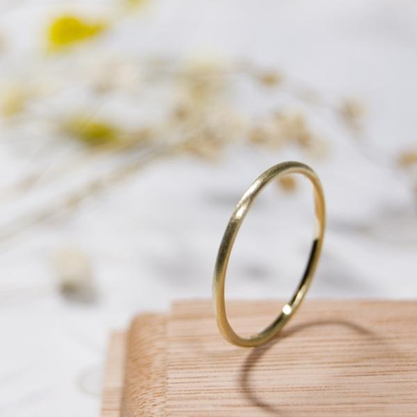 商品番号:FA-226BRAND : WAS KNOT WASITEM : リング・指輪SIZE : 3号〜27号SPEC : リング幅:約1.2mmMATERIAL : BrassFINISH : Matte Finish(Top),Mi...