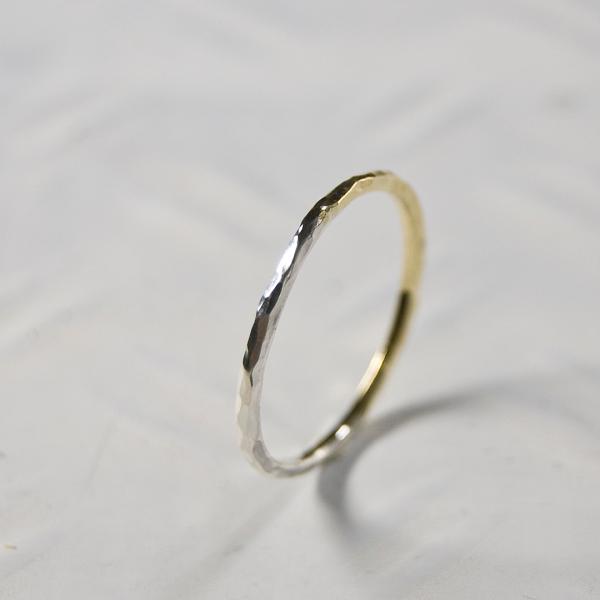 商品番号 : FA-520BRAND : WAS KNOT WASITEM : リング・指輪SIZE : 3号〜27号SPEC : リング幅:約1.5mmMATERIAL : Silver950,BrassFINISH : Hammer F...