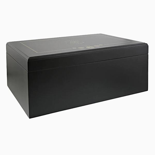 メーカー：S.T.DUPONT エス・テー・デュポン　製品名（メーカー型番）：001312　JANコード：3597390278234　タイプ：ミディアム プレミアム ヒュミドール（100シガー）　素材：ウッド　サイズ：41 x 25.7 x...