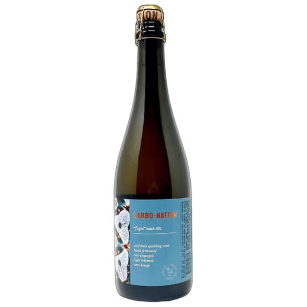 原語表記： Carboniste Carbo Nation Flight Batch V1 ( 001 )[NV]タイプ： スパークリングワイン生産地： アメリカ / カリフォルニア品種： アルバリーニョ75％、ピノグリージョ25％