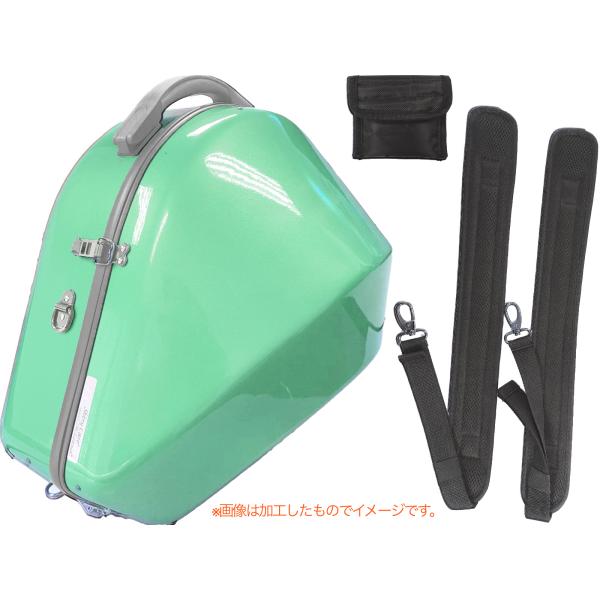 カラーは実際のイメージと異なる場合がございます。表面の加工がツルツルのため深く塗装が剥がれるほどの傷などではなく細かいキズがあります。これまでブラックカラーの「モール」部分がグレーに変更しています。明るめのカラーに適応されており、一層淡いカ...