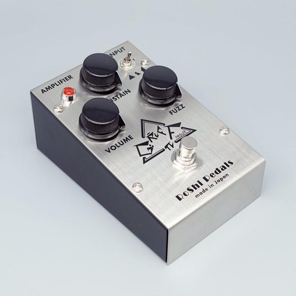 ◇ Specs ◇- コントロール : VOLUME、SUSTAIN(GAIN)、FUZZ(TONE)- トグルスイッチ : TRIANGLE(左)、LOW-CUT(中)、HI-MID BOOST(右)- スイッチング方式 : トゥルーバイ...