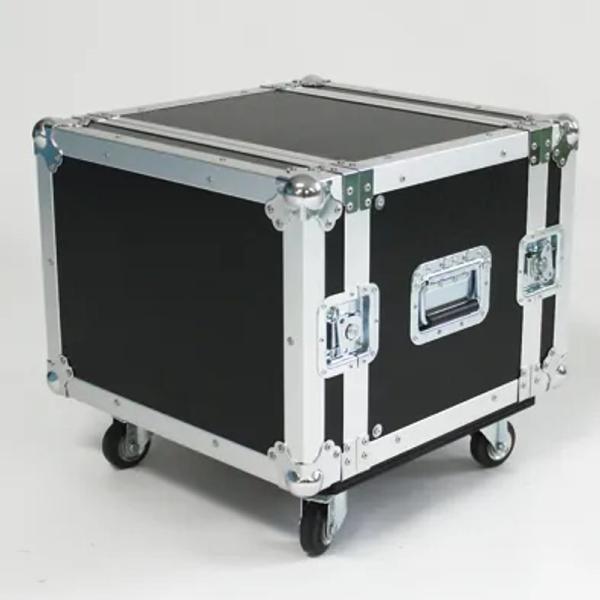 RACK CASE 9U（D360） 01ブラック 黒プロも愛用するアルモアラック！重量　約23.5kg奥行360mmFRP素材■付属パーツハンドル：121×2個、キャッチロック：779×4個、コーナー：959×8個、キャスター：φ75×4...