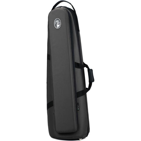 【沖縄/離島/北海道】は実費の送料請求といたします。プロとして活躍される多くの管楽器奏者の方々にもご愛用が多い、MBケースはケースとしてはちょっと高めのケース。ソフトケース。MBのソフトケースは、背面がセミハードとなっており堅牢性を備えなが...