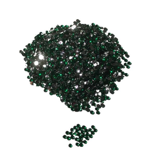 キラキラ輝くラインストーンを1000粒も入れた、ネイルパーツです。大量のラインストーンが手軽に手に入り、オリジナルのネイルアートを自由自在に楽しめます。 サイズは1.5mm~5mmまで揃っており、大小の組み合わせも自由自在なので、自分だけの...