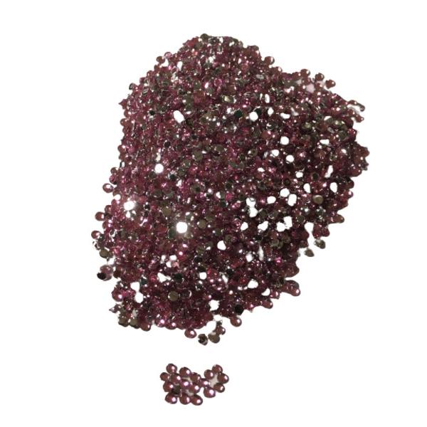 キラキラ輝くラインストーンを1000粒も入れた、ネイルパーツです。大量のラインストーンが手軽に手に入り、オリジナルのネイルアートを自由自在に楽しめます。 サイズは1.5mm~5mmまで揃っており、大小の組み合わせも自由自在なので、自分だけの...