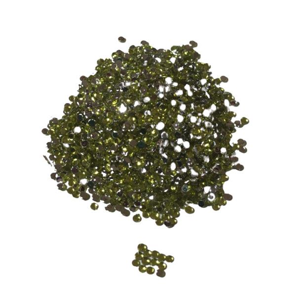 キラキラ輝くラインストーンを1000粒も入れた、ネイルパーツです。大量のラインストーンが手軽に手に入り、オリジナルのネイルアートを自由自在に楽しめます。 サイズは1.5mm~5mmまで揃っており、大小の組み合わせも自由自在なので、自分だけの...