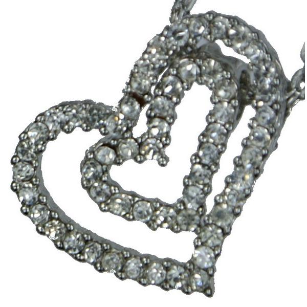 2連チェーンに2重のＣＺハートです。 少し石の発色がくすんでましたので値下げしています。 トップ縦:2.5cm横：3cm内側ハート縦：1.5cm横：2cmチェーン全長：44cmアジャスター：7cm