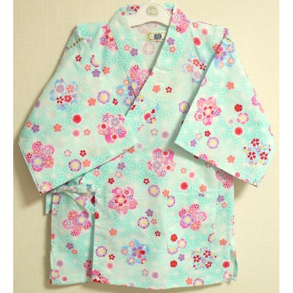 素材　綿100％こちらは仕立上りの商品です。（生地：日本製　縫製：中国製）サイズ　150サイズ（13・14才用)お急ぎの場合は、ご注文の前に上部メニューの「お問い合わせ」より、メールにて在庫の確認をお願いいたします。セット内容　上着とパンツ...