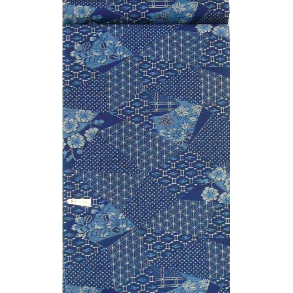 ◆オススメ◆　取扱いのあるお店がほとんどないため、当店にウールの反物を探してご来店なさるお客様が、とても多くおられます。大人用の着物１枚分の反物です。子供の着物にもできます。ウールのお着物はとても暖かいです。お正月の雰囲気にピッタリですね。...