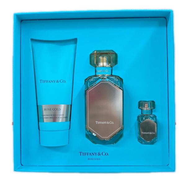 【ブランド名】ティファニー TIFFANY&amp;Co.【カラー/柄】青【商品説明】この商品はTIFFANY &amp; CO.のローズゴールド香水セットです。香水とボディローションが含まれており、特別なギフトにも最適です。高級感あふれる...