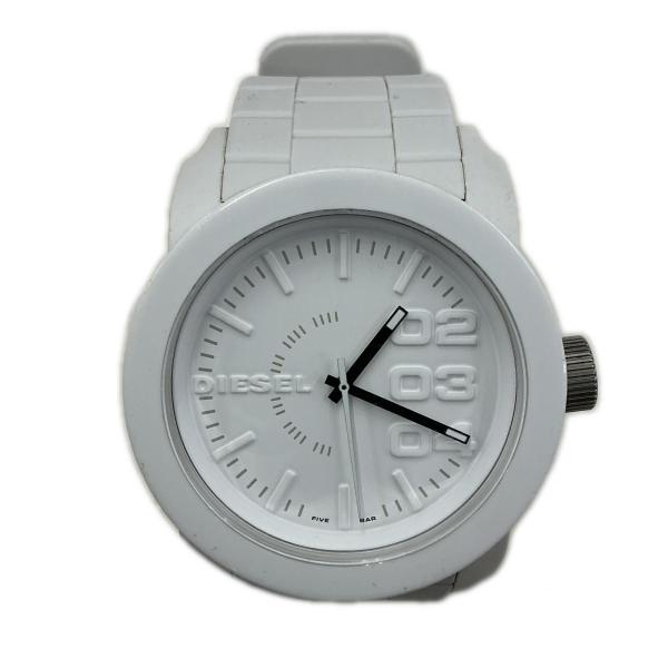 【ブランド名】ディーゼル DIESEL【カラー/柄】ホワイト【商品説明】※風防部分にキズ・擦れ、ケース部分にキズ・擦れ・汚れ、バンド部分に擦れ・汚れ・キズがあります。・型番：DZ1436・対象：メンズクォーツ時計   ・コンディションについ...