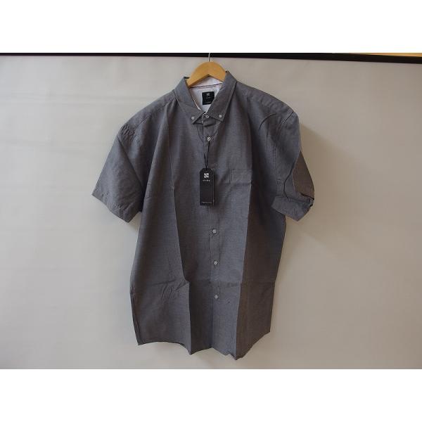 【ご注意】商品は店頭併売しておりますので、ご注文後欠品の場合がございます。ご了承ください。サイズ(ｃｍ)：表記サイズM(US)・肩幅(平置)49cm・身幅53cm・袖丈22cm・着丈79cmコンディションレベル：N（未使用品）在庫お問合せ先...