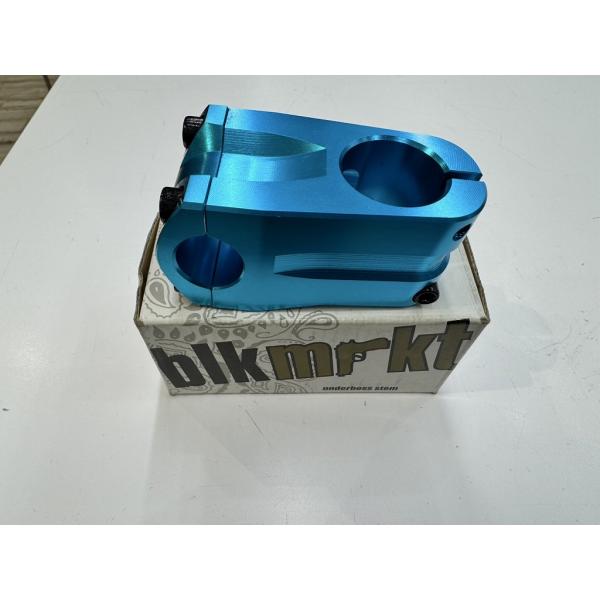 ハンドルクランプ：22.2mmコラム長：50mm重量：220.2g付属品：元箱※主な付属品を記載するようしております。中古品の特性上、全ての付属品の正確な記載が難しいため詳細は掲載の写真にてご確認ください。付属品は写真にて【全て】掲載してお...