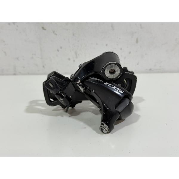 使用に伴うキズ、擦りキズ、ガリキズ、汚れあります。ケージにキズがあります。商品は写真に写っている状態での販売になります。掲載写真をご参照ください。変速：11速対応トータルキャパシティ：33T対応ロースプロケット：23〜28T対応トップスプロ...