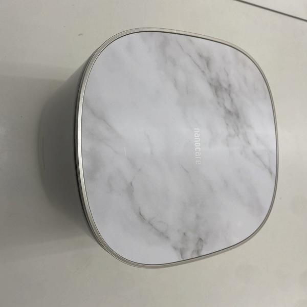 シリアル番号：240701使用に伴う細かな傷があります。ナノサイズの温スチームと化粧水ミストのダブル保湿ミストタンク2種付属※商品詳細は画像でご確認下さい。付属品：取扱説明書,電源ケーブル,ミストタンク2種、スポイト、お掃除針※主な付属品を...