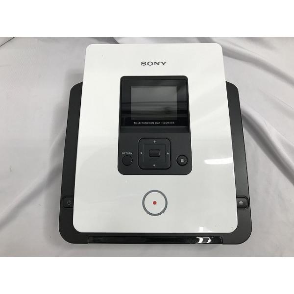 パソコンなしで簡単にDVDディスクにダビング電源起動・トレイ開閉できました。その他の動作確認行っていない為、ジャンク品となっております。傷・汚れありますが、お買い得の商品です付属品：箱・取扱説明書・電源アダプター※主な付属品を記載するようし...