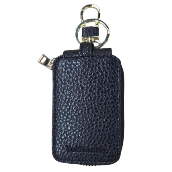 シボ加工のある合皮キーケース。【サイズ】約横5.5×縦9.5×奥行2.8cm【材質】PVC【JAN】4526112211142【パッケージサイズ】55×95×28mm【関連キーワード】