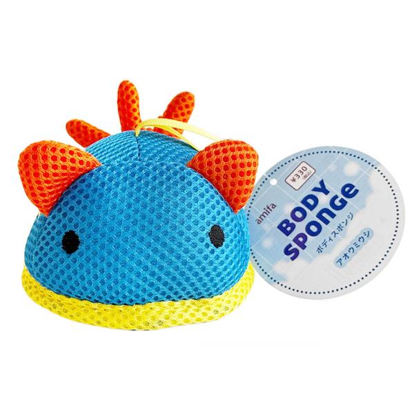 お風呂で体を洗うためのスポンジです。アオウミウシの可愛らしい表情に癒されるデザインです。【サイズ】約W106mm×H75mm×D127mm（尾ヒレ含めず）【材質】ポリエステル【JAN】4542804155136【パッケージサイズ】135×1...