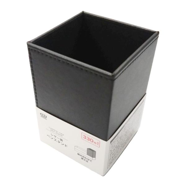高級感のあるレザー風のペンスタンドです。【サイズ】約8×8×12.4cm【材質】塩化ビニル樹脂、PET、紙【JAN】4986614270090【パッケージサイズ】80×80×124mm【関連キーワード】