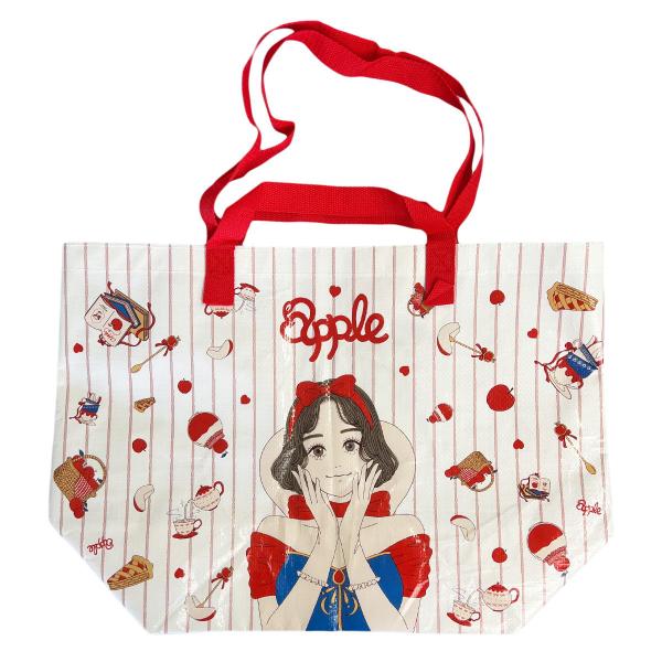 watts × illustrator Kyoko. コラボ第2弾テーマは 『おとぎの国』アリスや白雪姫の世界をイメージしたKyoko.さん描きおろしのアイテムが新登場！白雪姫の世界観を可愛らしくデザインした、大容量のダブルハンドルバッグで...