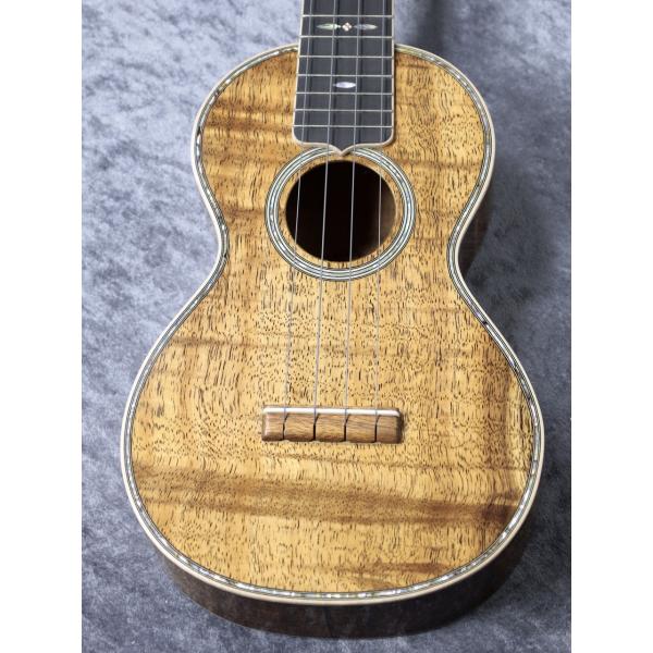 ショップオーダーのStyle-5 Koaコンサート