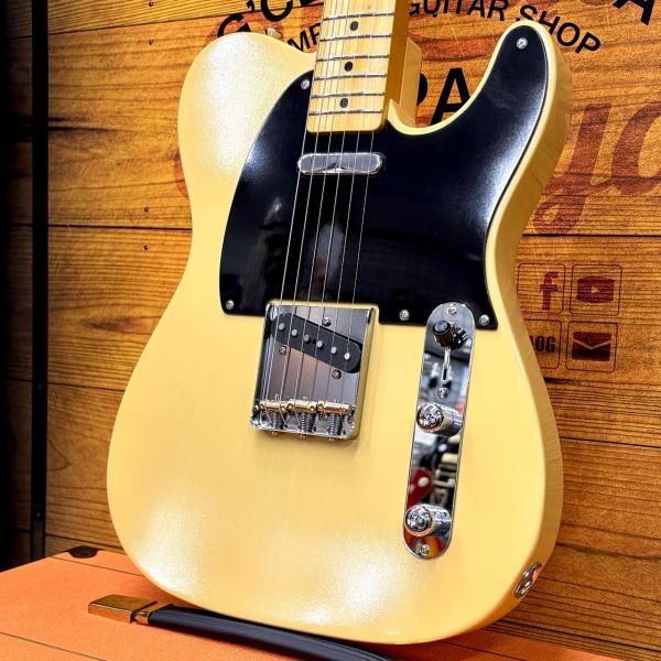 老若男女問わず全てのギタリストを虜にする極上トーンを生み出す、Vanzandtギターです！　アッシュ材枯渇の為入荷が少なくレアなR1スペック。更にネックとPUをカスタムした特注モデルです！
