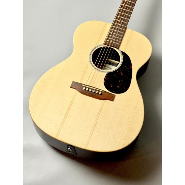 ブリジリアンローズウッド柄をサイドバックにプリント！