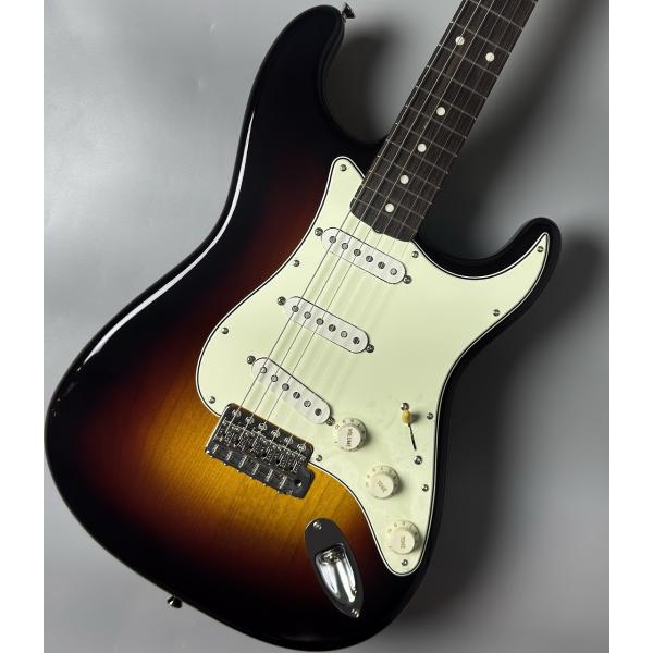 Vanzandtのヴィンテージライクの極、Fullertone PU搭載。極薄ラッカー塗装のコスパ最強国産ストラト！ストラト特有のハイ感も残しつつ、ローミッドがしっかり前に出るジューシーなサウンド。