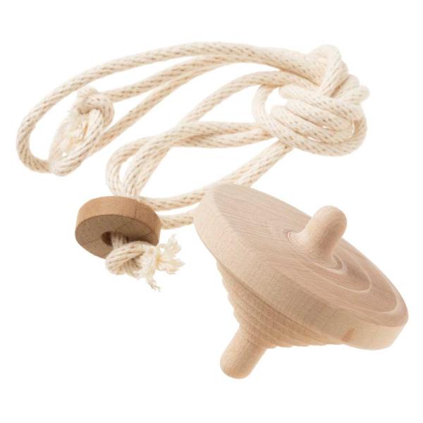 独楽職人がもっと子供たちに独楽を楽しんでもらいたいと、小さなお子様でも回しやすい独楽を作りました。安心の国産木材を使用しています。今まで独楽を回せなかったお子様にも、チャレンジシてもらいたい独楽です。【ラクコマの特長】芯棒と一体型の独楽で、...