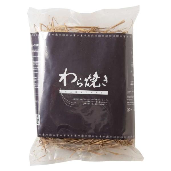 スモーク用（藁焼き用）の藁です。わら細工をする際にすぐった藁が入っています。すぐった部分なので、細く薄くふわふわ。乾燥具合がよく、燃え上りも抜群です。藁種類：コシヒカリ・すぐりわら品質：良乾燥内容：100g以上入り