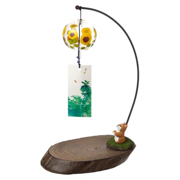 ※天然素材から手作りで製作しています。木台のサイズや形に個体差がありますので、ご了承ください。※木台の年輪中央に、穴のあるものとないものがございます。夏には夏の音色、薫りがあります。その音色とともに楽しんでいただきたい蒔絵で風鈴に描きました...