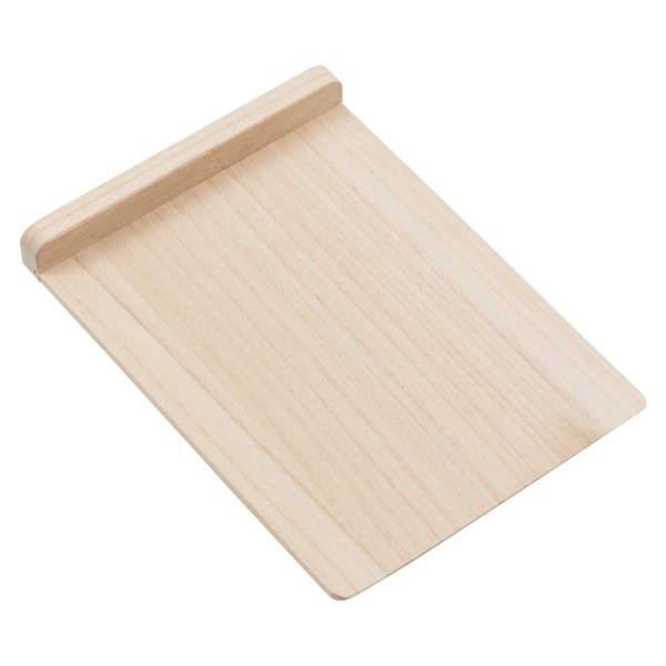 そば打ち用のこま板です。麺を切る時の定規になるもので、これをずらした間隔によって麺の太さを調節していきます。サイズ：約25×18×高2.7(cm)素材：木製（桐）日本製