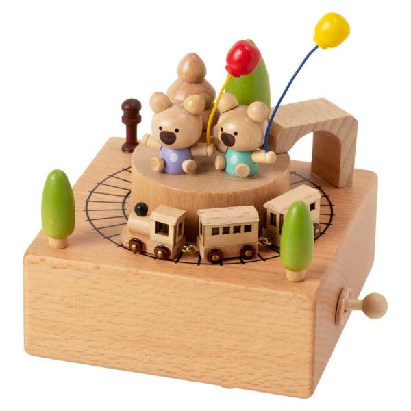 オルゴール以外はすべて木製で作られた回転オルゴール。手触りがよく温もり感じる木の装飾はただ飾られてるだけでなく、オルゴールを鳴らす事で一緒に回転する仕様。動き方はそれぞれ異なるので動画にてご確認ください。動きのあるアイテムは子どもたちも楽し...